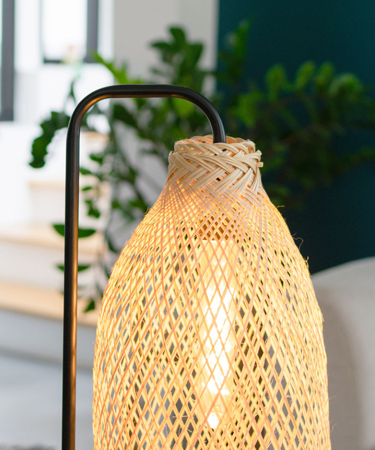 Classic Bamboo Rattan Table Lamp - Black & Wood